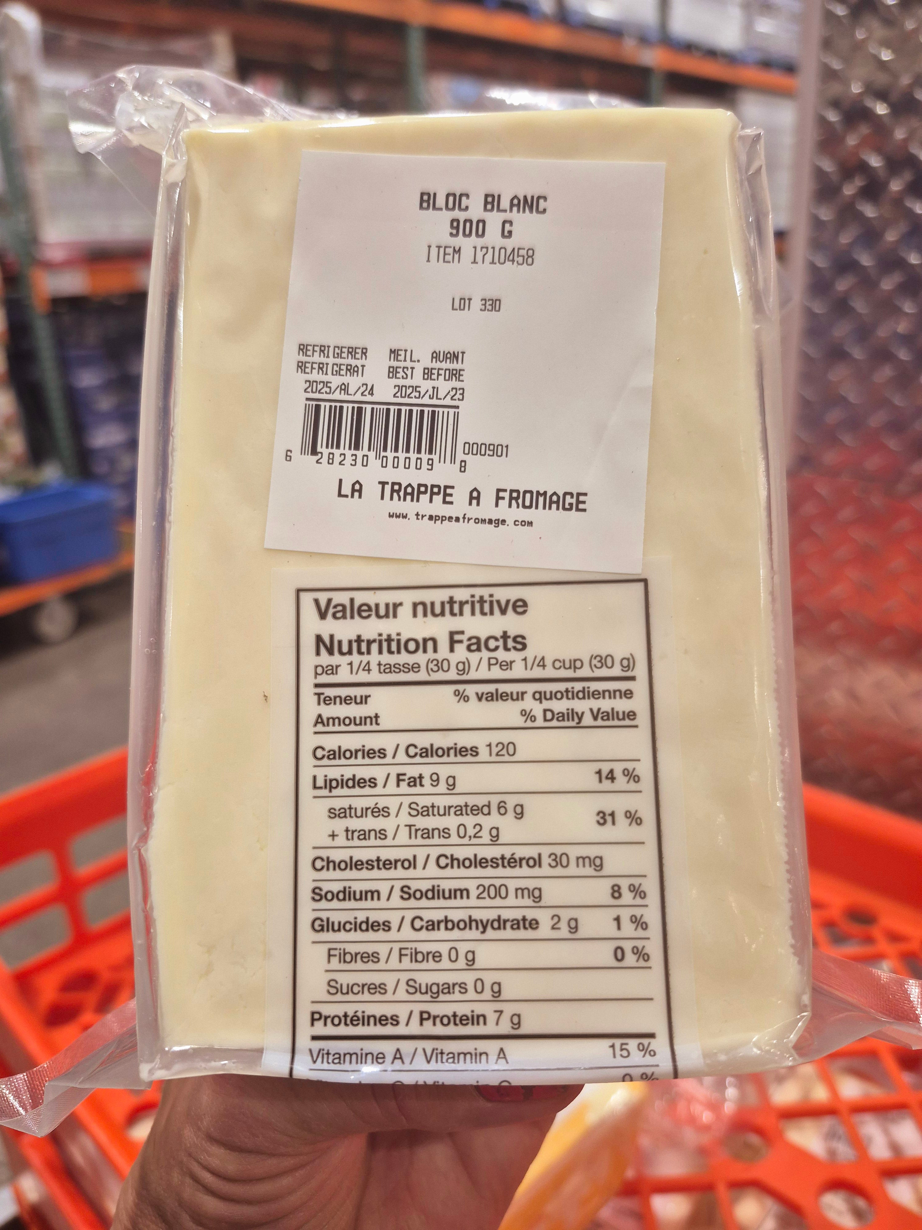 La Trappe A Fromage Fresh Cheddar - 1 x 900 Grams Shipped to Nunavut – The Northern Shopper