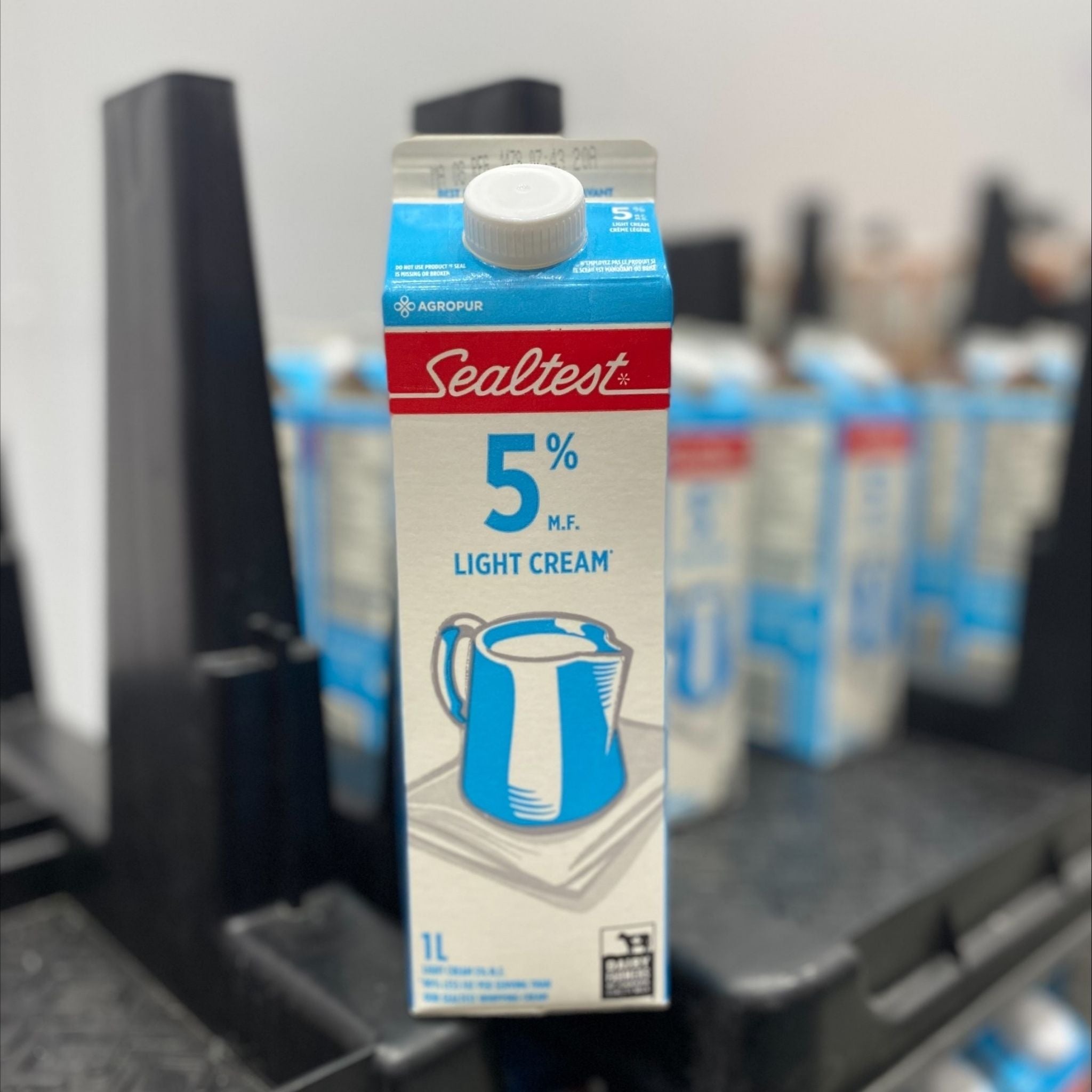 Sealtest 5% Light Cream - 1 x 1000 Grams Shipped to Nunavut – The ...
